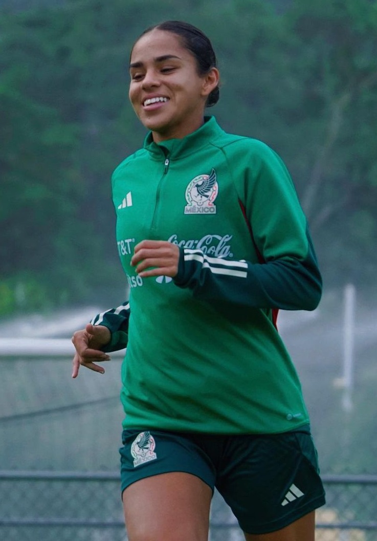 Maricarmen Reyes - Hot Soccer Girls